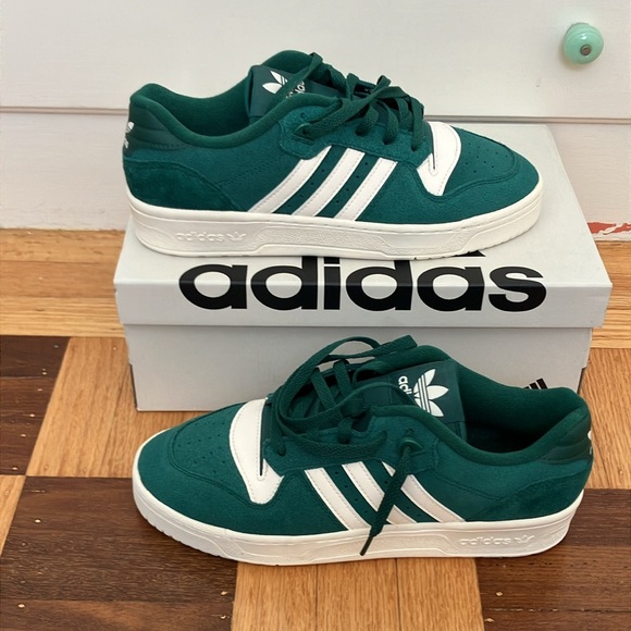 adidas | Shoes | New Adidas Forest Green And White Sneakers Mens Size 9 ...